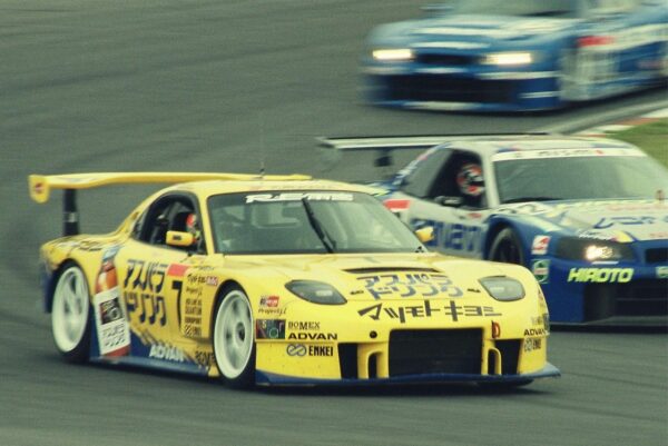 MITOS JAPONESES DE CARRERAS – 8000vueltas.com
